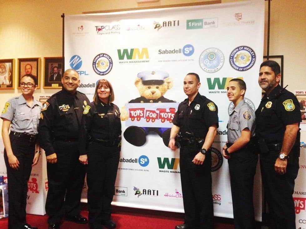 Step And Repeat Backdrop 8x10 With Banner Stand - Titans Of Print And Signs